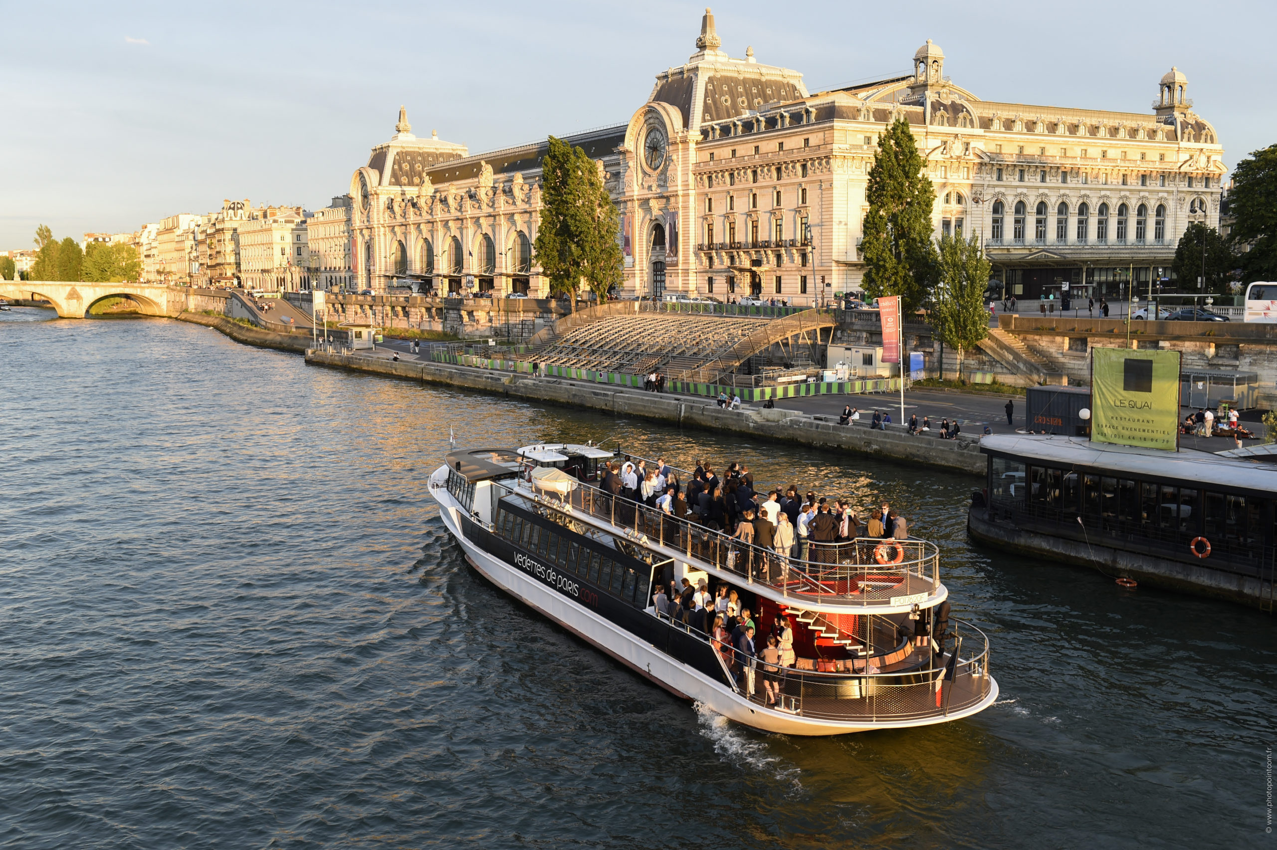 Paris Essentials – Excursion from Disneyland® Paris - Magic Ways